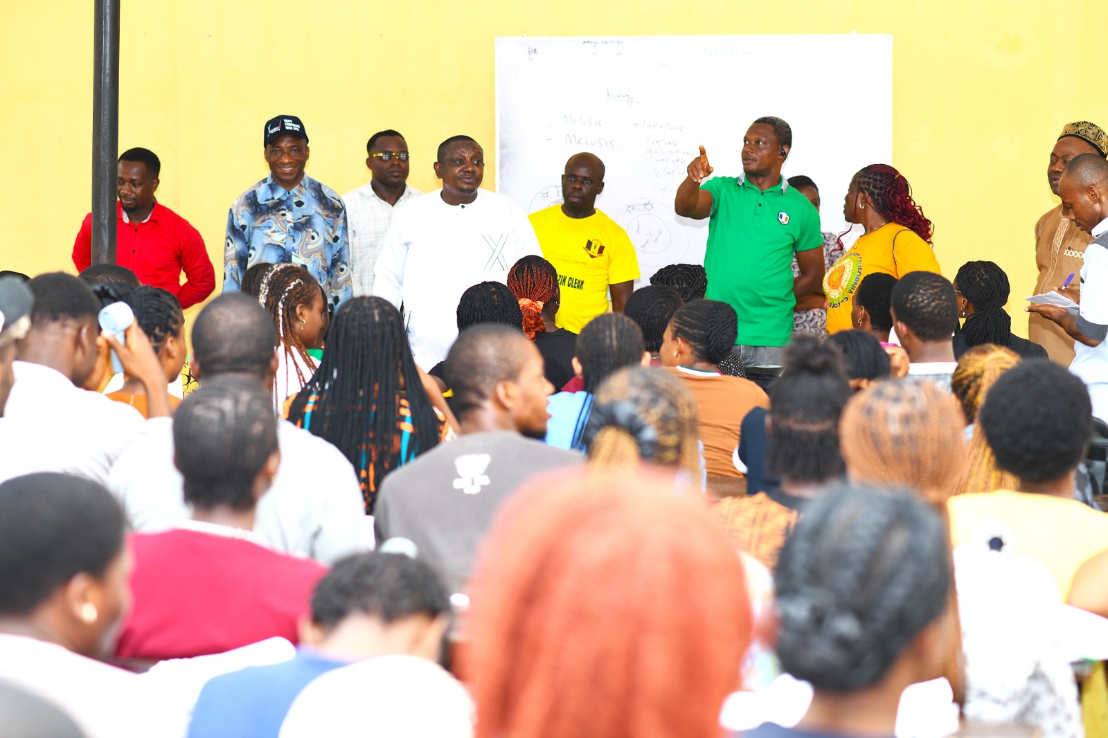 UNIZIK VC Visits Pre-Degree Study Centre, Mbaukwu; Assures Students of ...